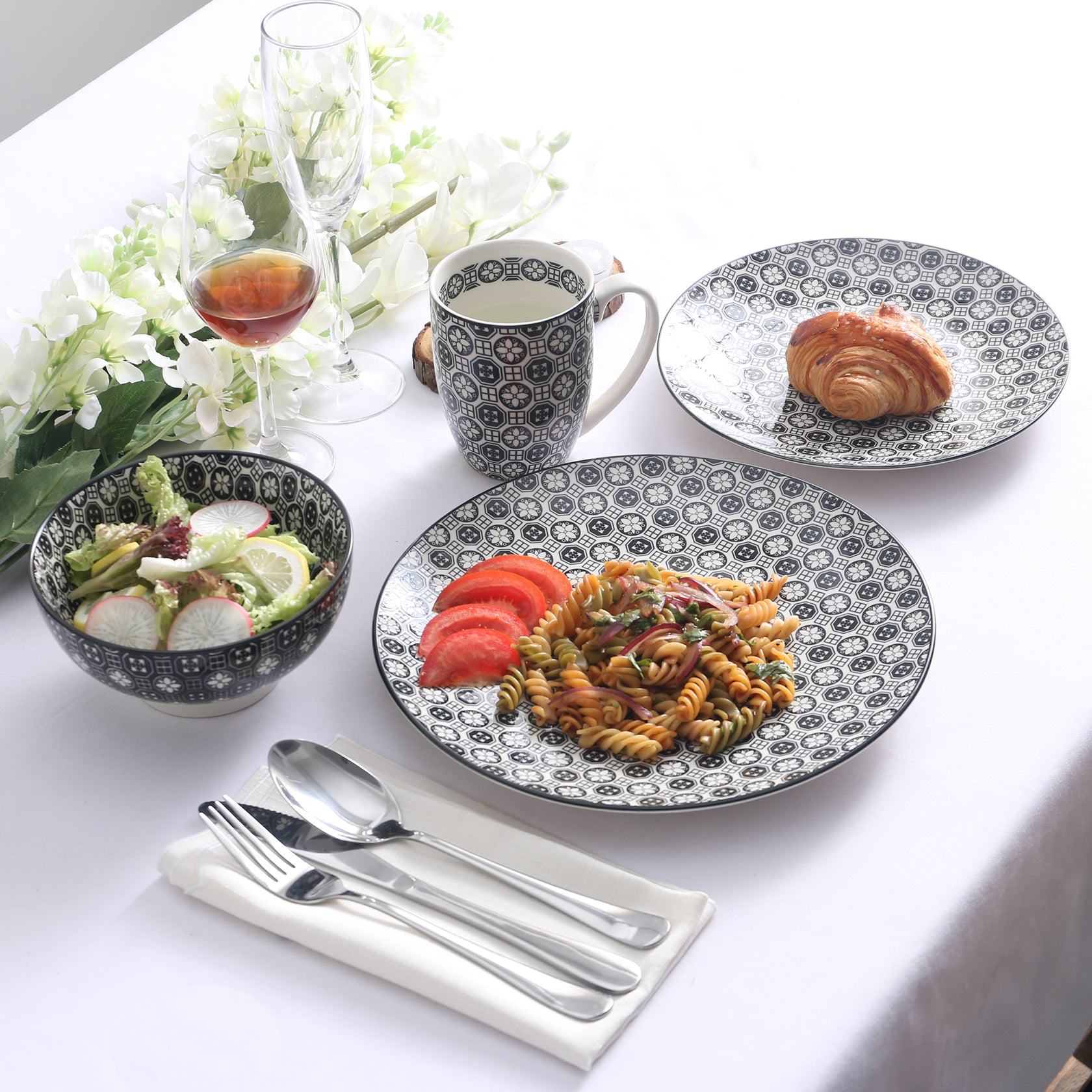 Dinnerware Set Minami - Japanese Tableware Sets - My Japanese Home